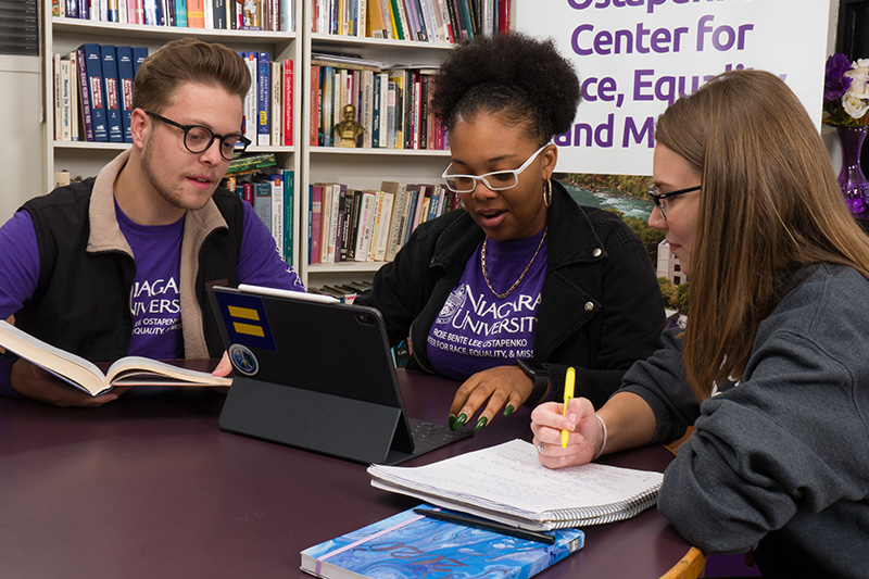 Graduate Admissions | Niagara University